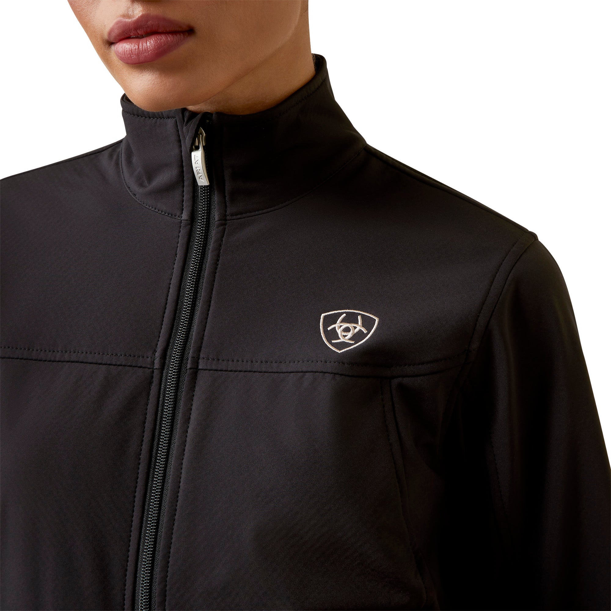Chamarra Ariat Softshell Team Logo Pony – Ariat Mexico